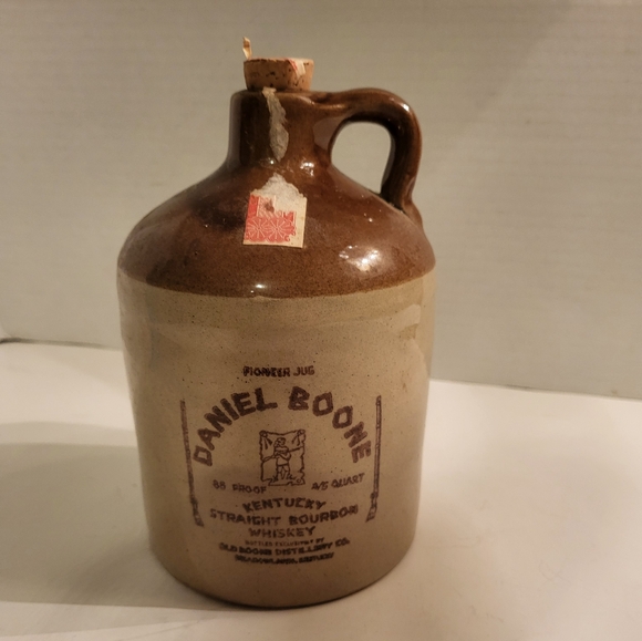 Daniel Boone Whiskey | Accents | Vintage Daniel Boone Kentucky Straight ...